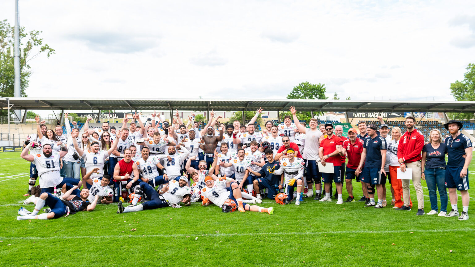 Geballte Power beim ersten Heimspiel der ifm Razorbacks Ravensburg ...